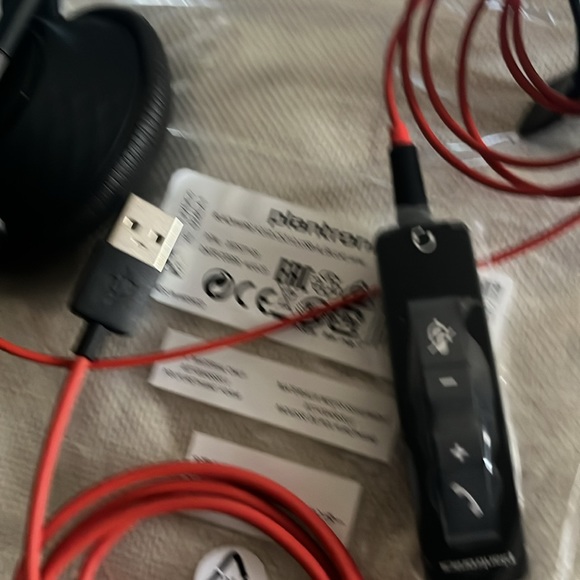 Plantronics | Headphones | Plantronics Blackwire 520 Series Wired Over ...